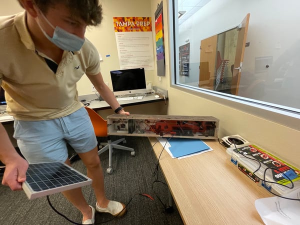 Computer Science Seniors complete Final Projects to benefit the school