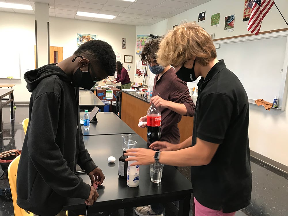 Students Conduct a Naked Egg Experiment