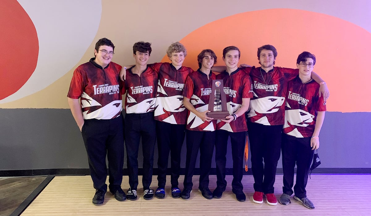 Boys Bowling Team Advances to State Tournament